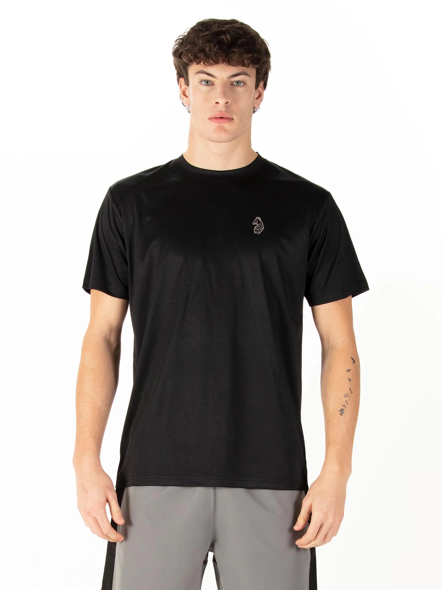 Luke Est 1977 PEAK PERFORMANCE T-SHIRT - BLACK – DesignerMenswear